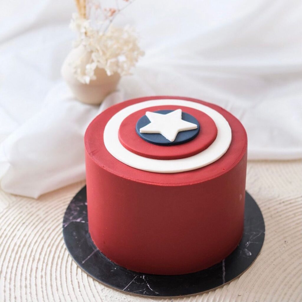 Custom Cake Under 500k – Prestisa